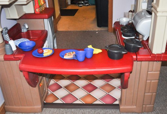 Step2 Grand Walk-in Kitchen & Grill - The Ultimate Play Kitchen