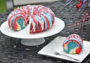 Patriotic Desserts- Red White and Blue Cake - Mommy's Fabulous Finds
