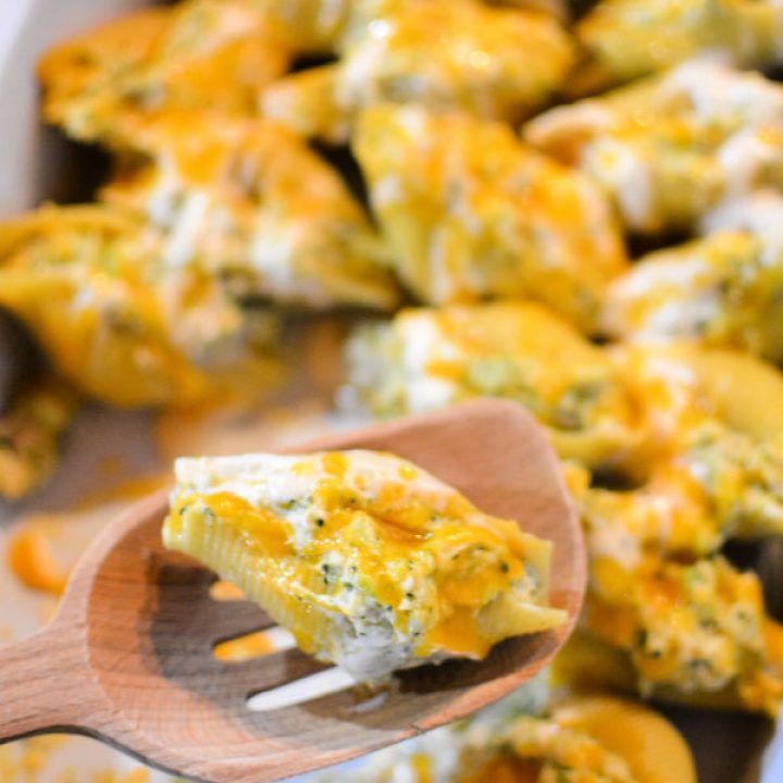 Smothered Chicken - Easy Crockpot Chicken Legs Recipe