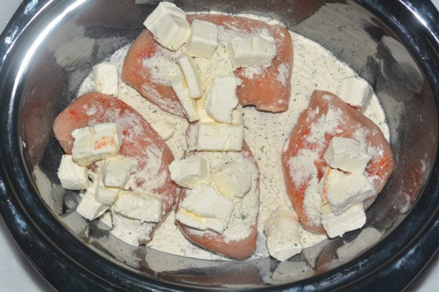 Slow Cooker Chicken Bacon Ranch - Mommy's Fabulous Finds