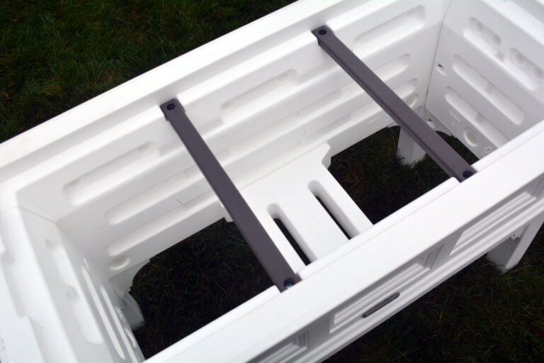 Step2 Kingsley Park Atherton Raised Planter Box - Mommy's Fabulous Finds